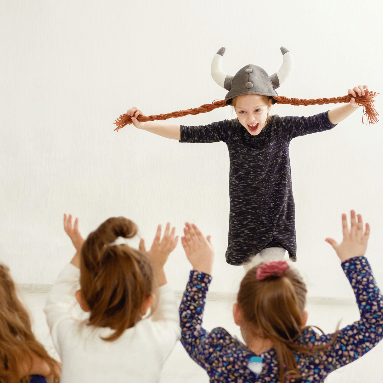 Cours de Théâtre enfant à partir de 4 ans | Ze Art Studios Paris