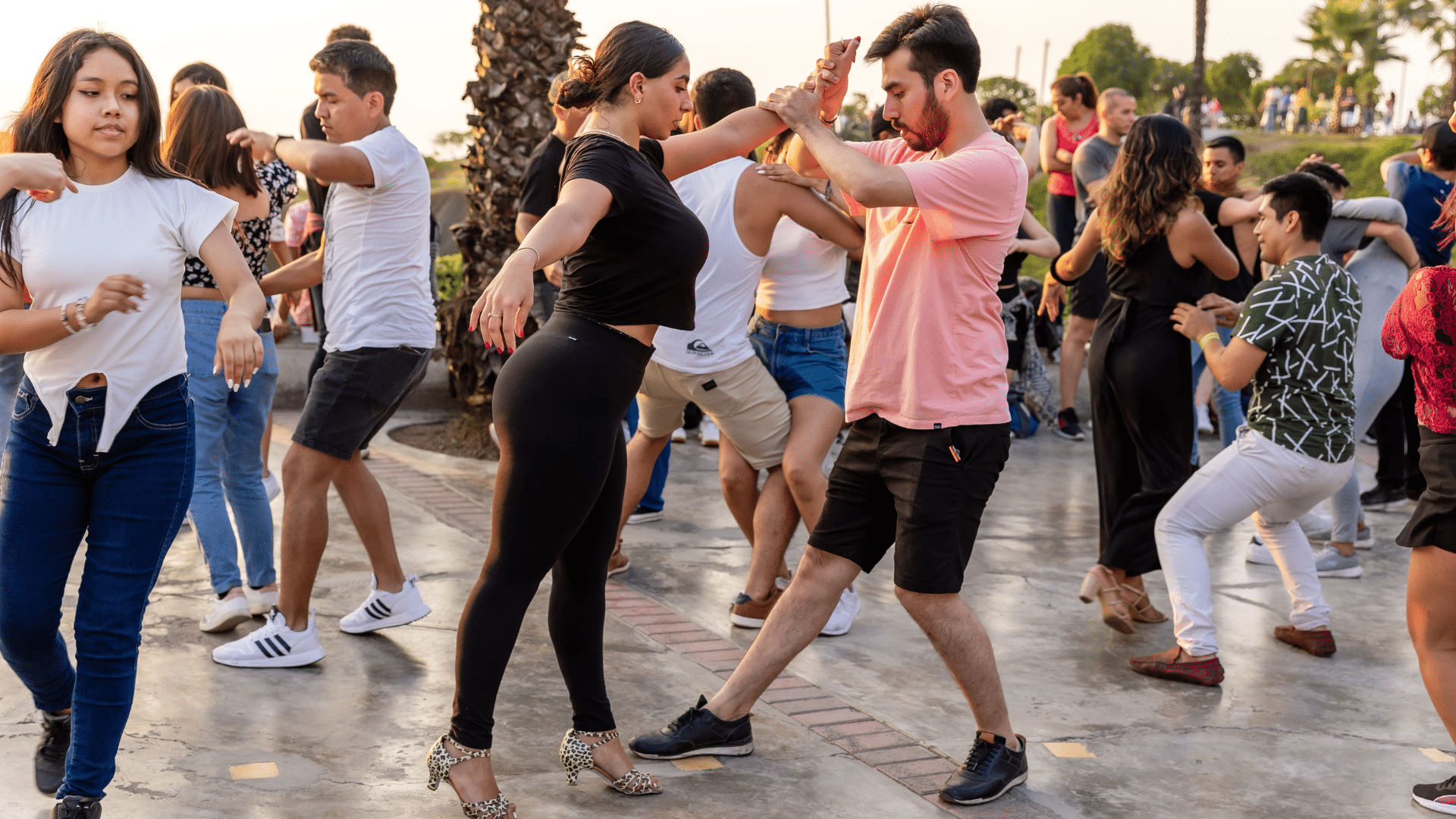 Salsa Cubaine - Cours danse à Paris | Ze Art Studios Paris